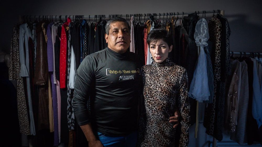 De cartonear a diseñar vestidos brillantes: la historia de una ...