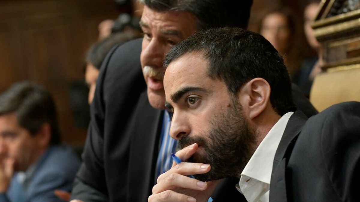 El PJ y la UCR se cruzaron muy duro por la deuda en dólares de la Provincia