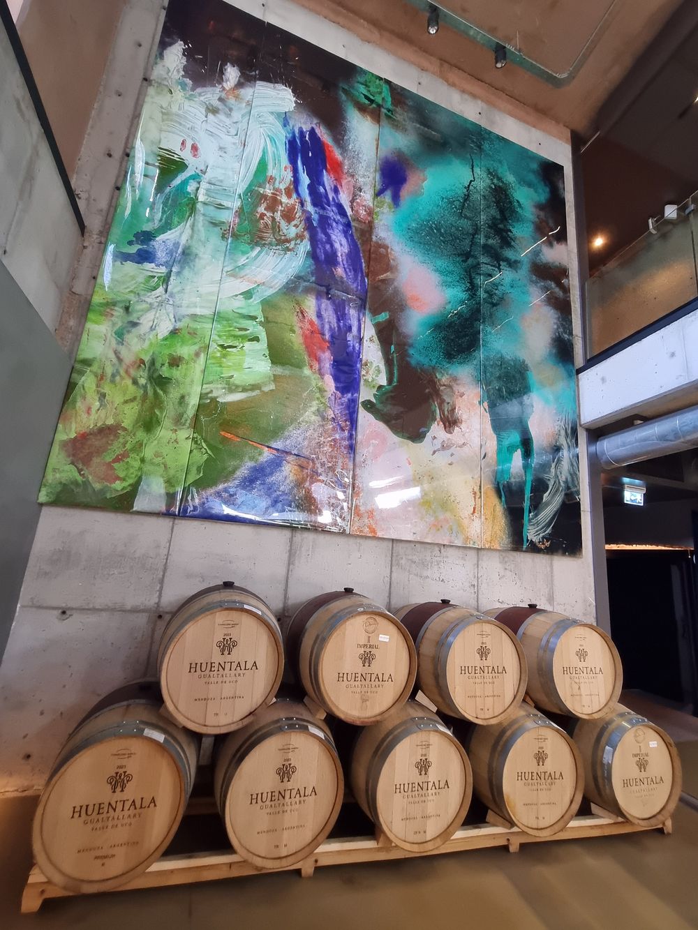 Huentala Wines avanza con el fraccionamiento de vinos en su bodega urbana