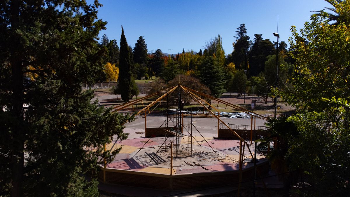 Así fue el conflictivo retiro de la calesita del Parque: qué habrá en ...
