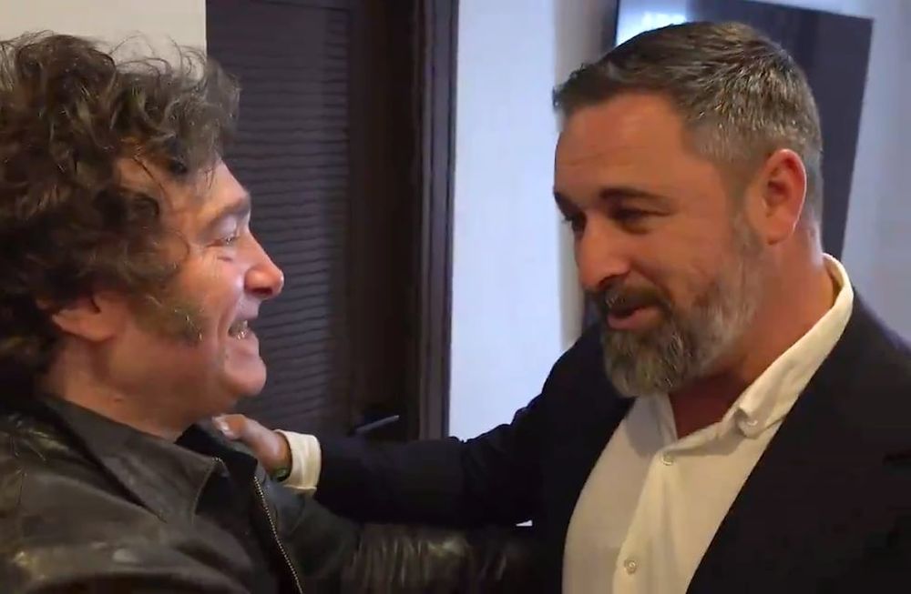 Javier Milei se reunió con Santiago Abascal, líder de Vox, y apuntó ...