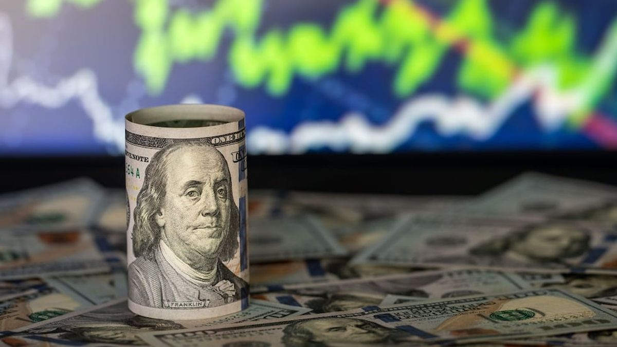 Efecto FMI: bajó el dólar blue hoy y estas son las nuevas cotizaciones