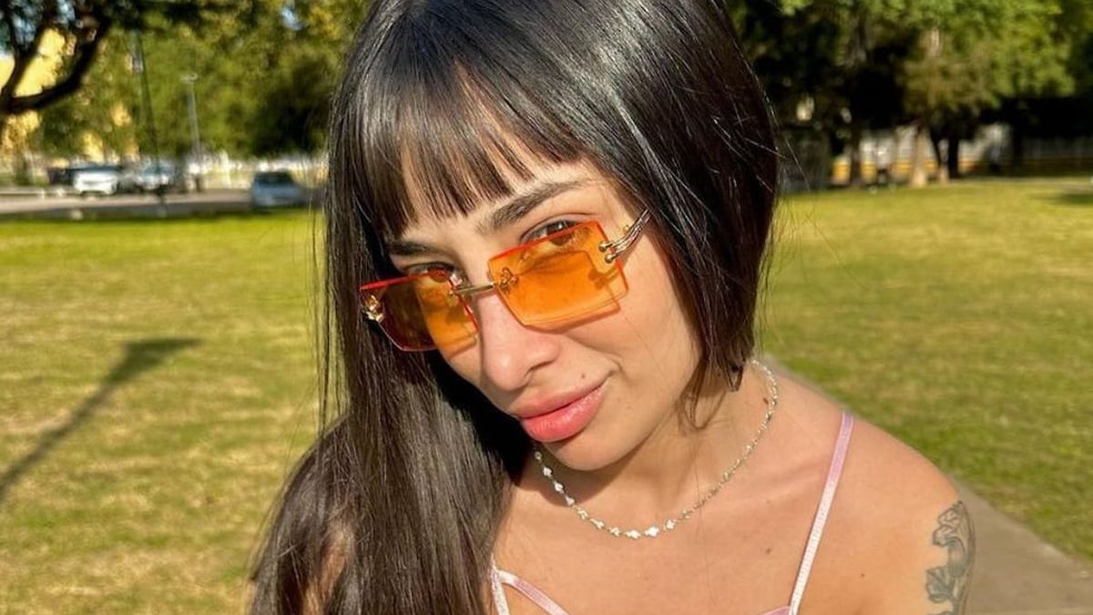 Paola Dulzura dejó sus atributos a la vista con un outfit mini