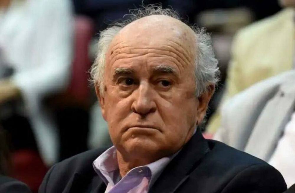 Oscar Parrilli anticipó que el acto en Quilmes “no es para la unidad ...