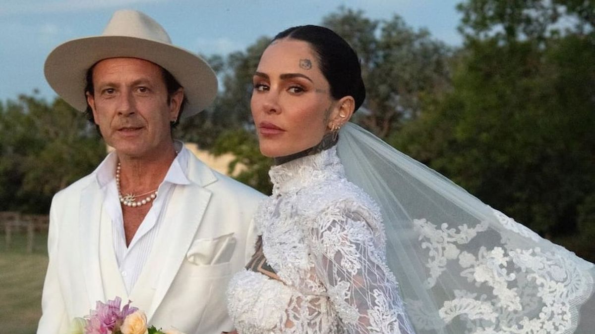 Los increíbles vestidos blanco y negro de Cande Tinelli: fotos exclusivas de su casamiento con ...