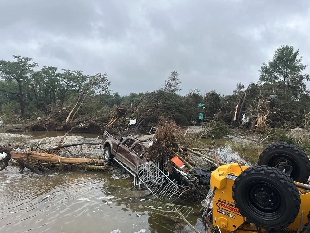 Tragedia en Texas: ya son 52 los muertos por las inundaciones más ...
