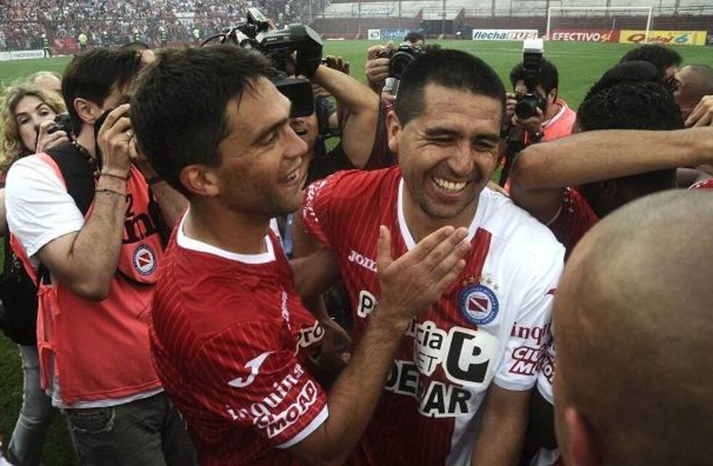 El Bicho de Román, Colón y San Martín (SJ) ascendieron a Primera