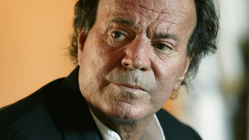 Un exempleadas de Julio Iglesias rompió el silencio admitió abusos ...