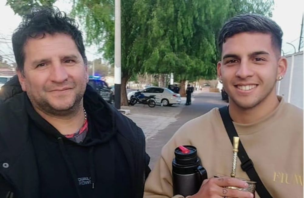 Hernán López Muñoz disfruta su gran presente en Godoy Cruz junto a su padre Dani López ...