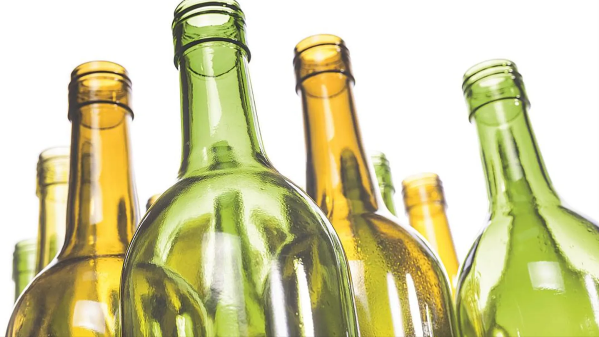 Si tenés botellas vacías de vidrio, tenés un tesoro: de envase olvidado ...