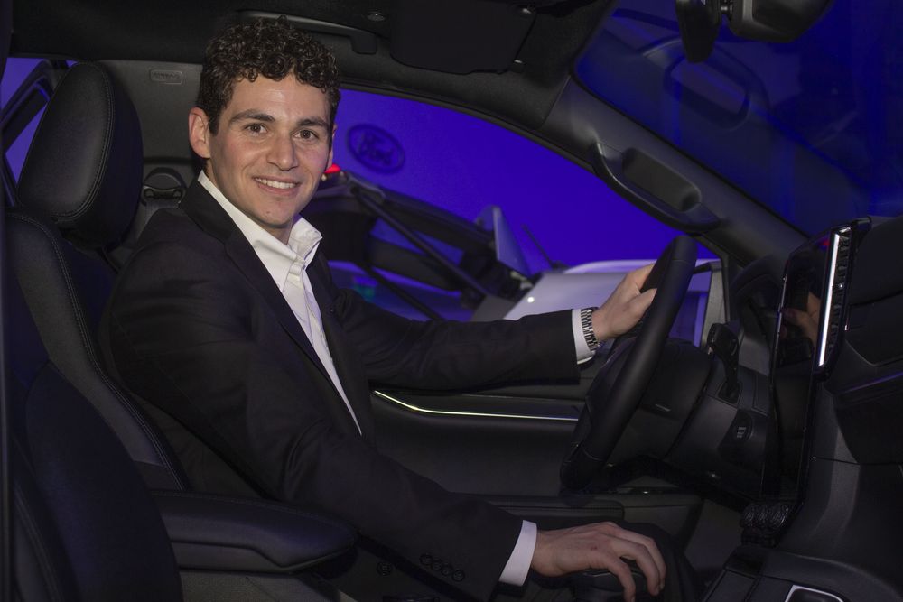 Ford Goldstein develó en Mendoza la esperada Everest en un evento para ...