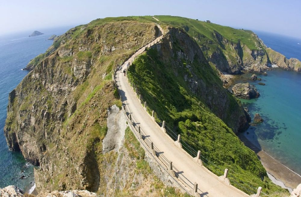 Cómo es Sark, la isla de ensueño sin autos que busca habitantes: qué ...