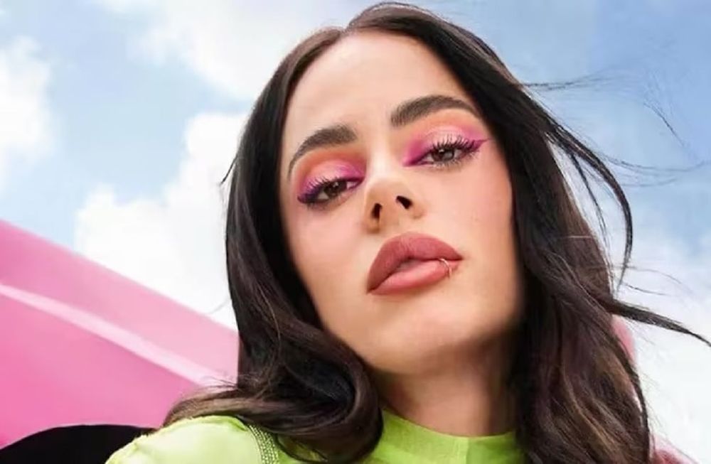 El impactante cambio de look de Tini Stoessel que combinó con un ...