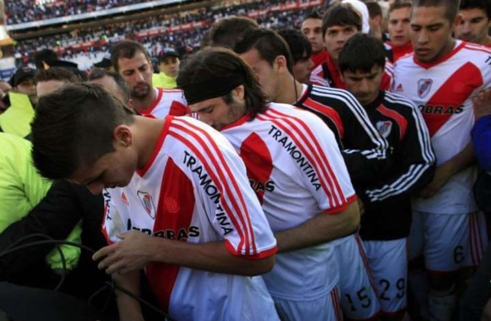 El recuerdo del Chiche Arano: Los que jugamos en la B con River ...