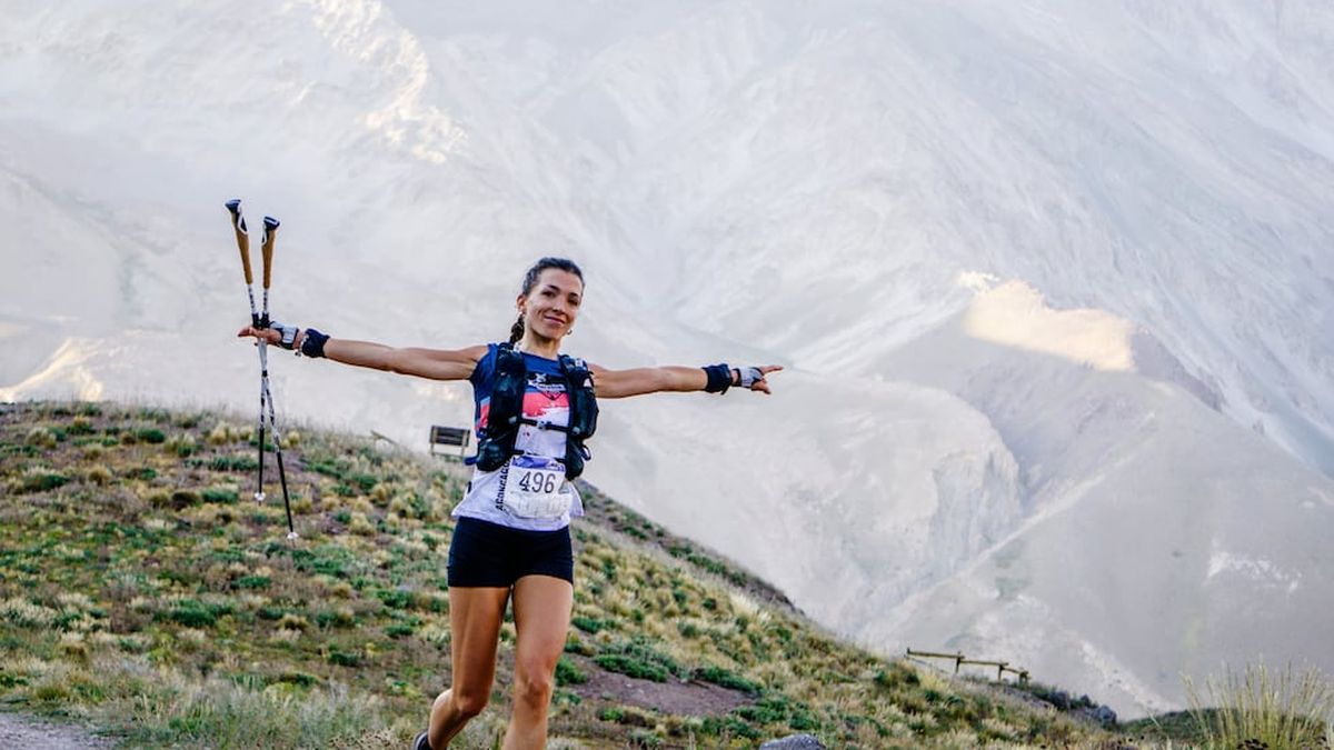 Con la presencia de 700 corredores, la 6° edición de Aconcagua Ultra Trail se puso en marcha y ...