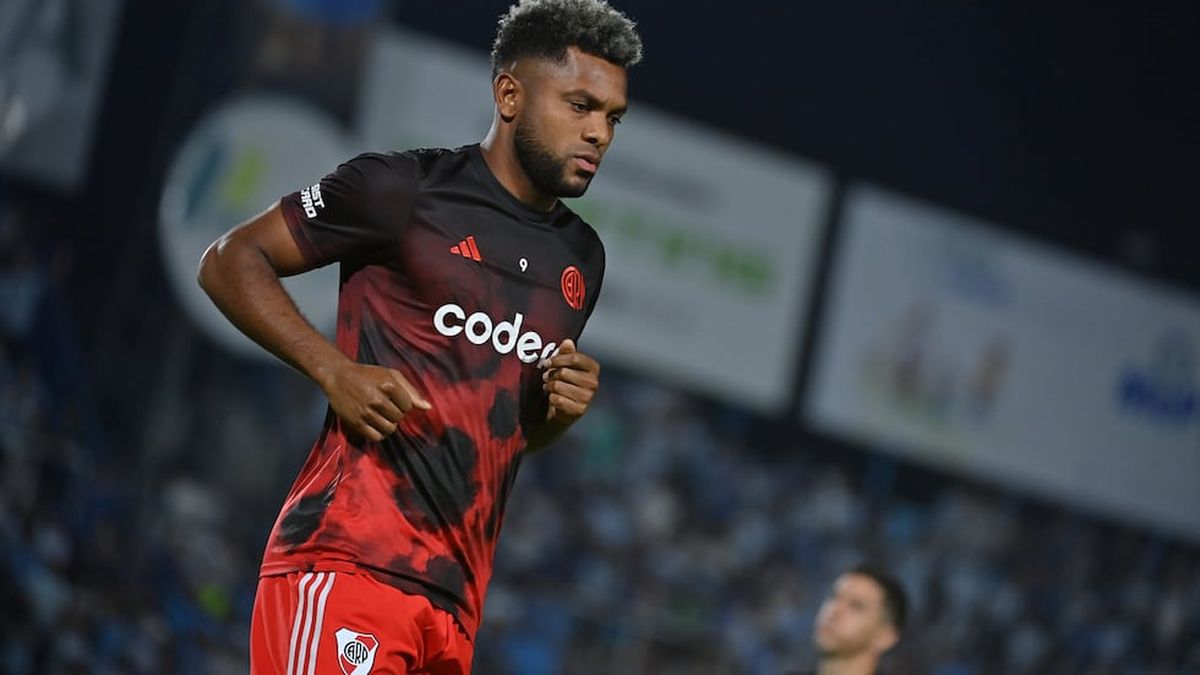 Rezan en River: se lesionó Borja y es duda para jugar el superclásico ...