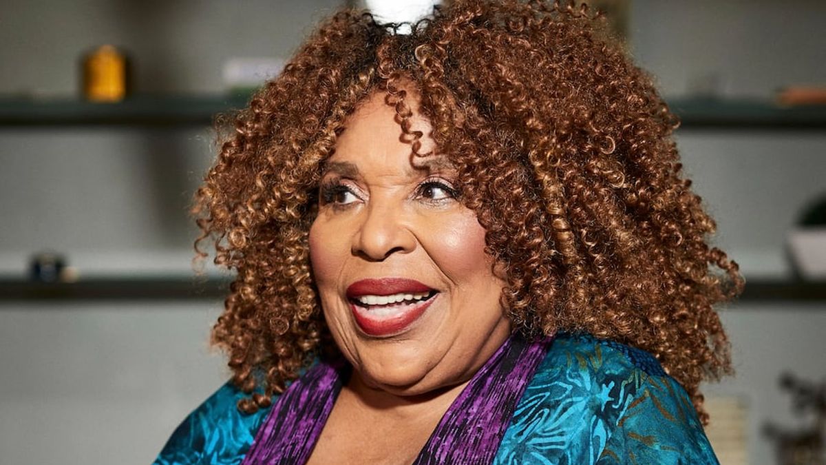 La cantante Roberta Flack anunció que padece ELA