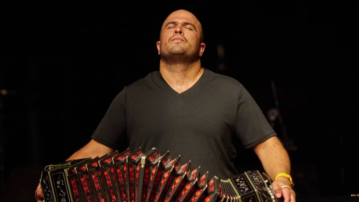 De Cuyo al mundo: el bandoneonista Juan Pablo Jofré grabó un disco con la Sinfónica de Londres