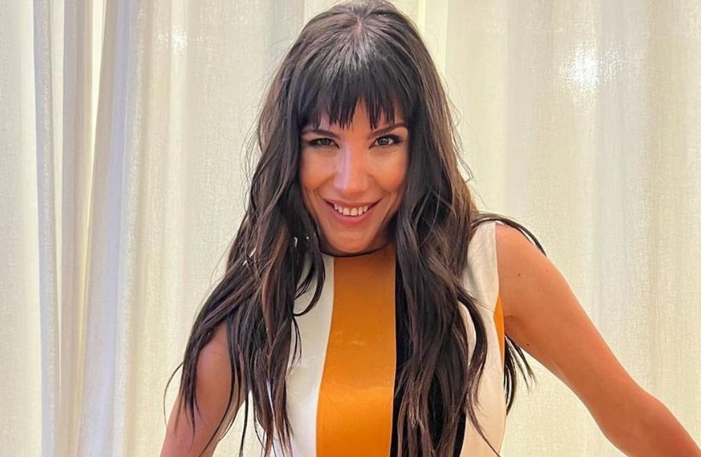 La foto osada de Andrea Rincón con solo una campera de cuero que la ...