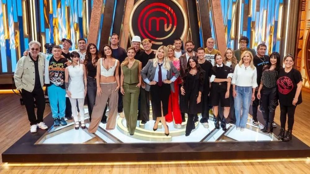 El inesperado romance entre dos participantes de MasterChef Celebrity ...