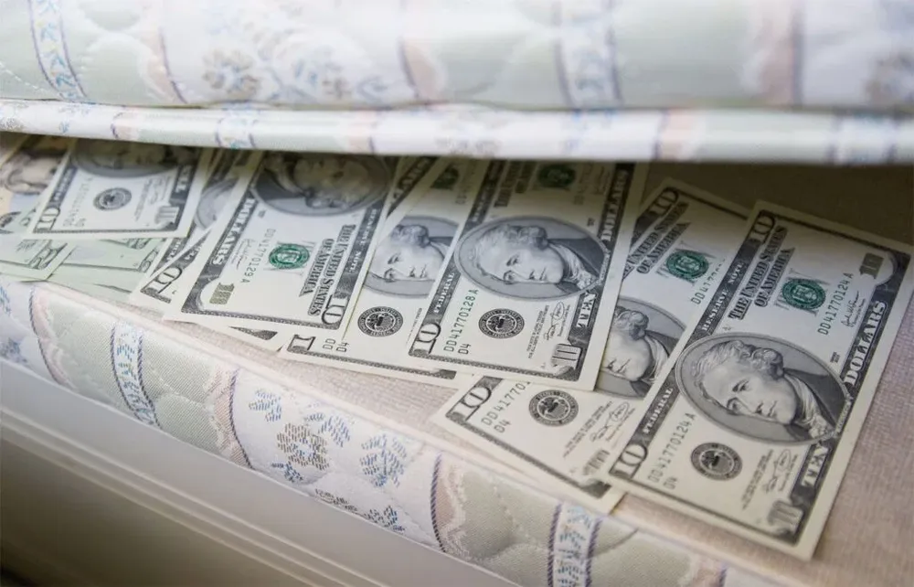 El 35% de los argentinos considera que la única inversión segura es ...