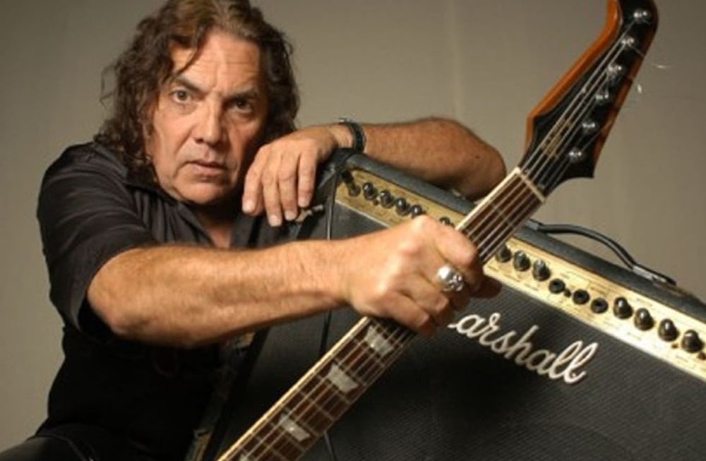 A 16 años del fallecimiento de Pappo, sus fans lo recuerdan en las redes