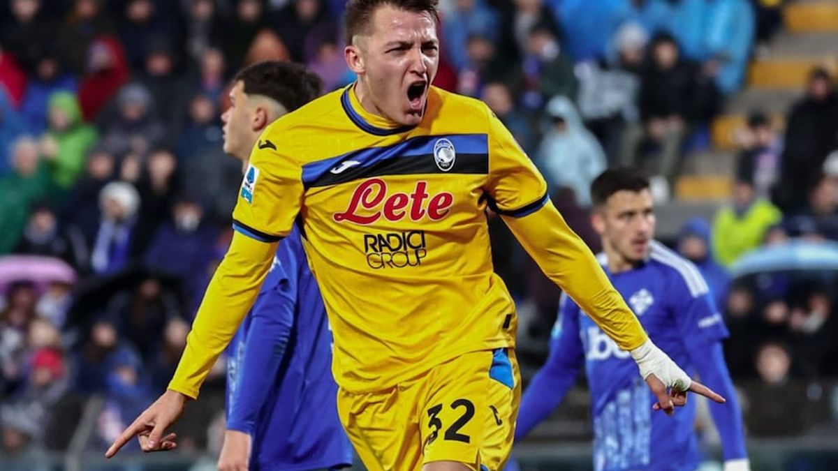 Mateo Retegui anotó un doblete para el Atalanta y lidera la tabla de goleadores de la Serie A