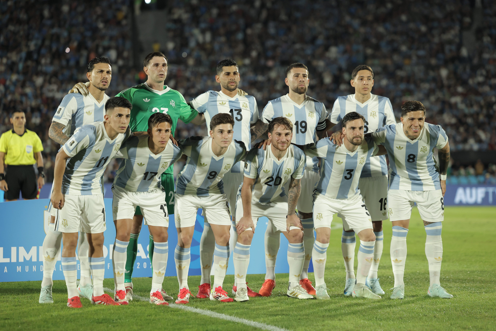 Insuperable noche de la Selección Argentina: victoria en tierras ...