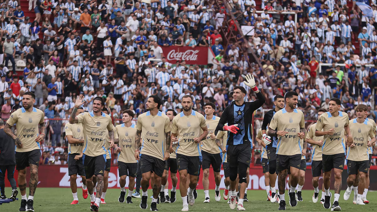 La Selección Argentina se divirtió en Huracán, y venció a la Sub 20 en ...