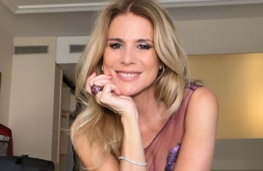 Flavia Palmiero conquistó a sus 57 con fotos impactantes en microbikini