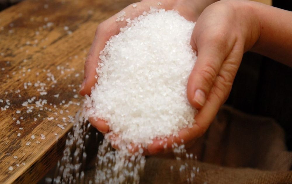 Qué significa poner sal en los rincones del hogar y qué beneficios trae ...