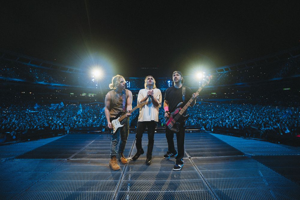 Airbag: Los hermanos que reinventaron el rock argentino se presentan en ...