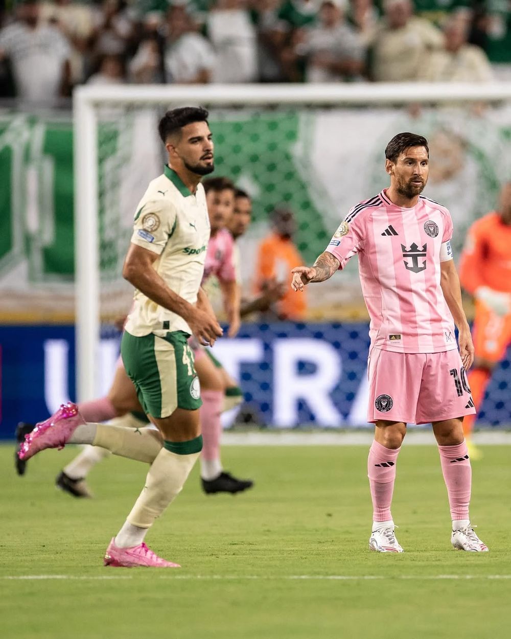 Quién es El Flaco López, el delantero convocado por Lionel Scaloni a la ...