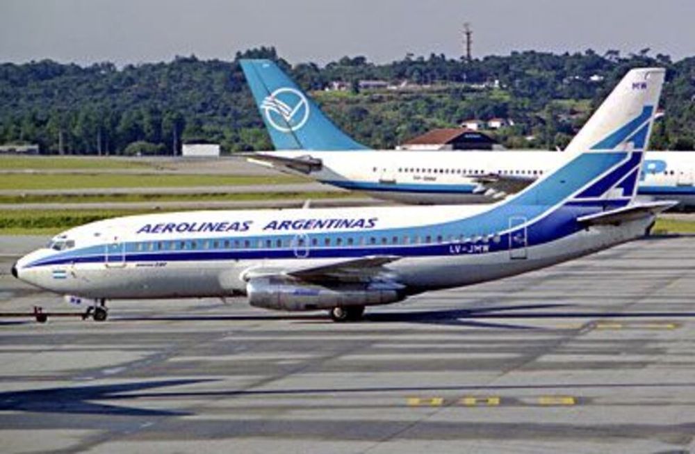 A días del Mundial, Aerolíneas Argentinas canceló todos los vuelos a ...