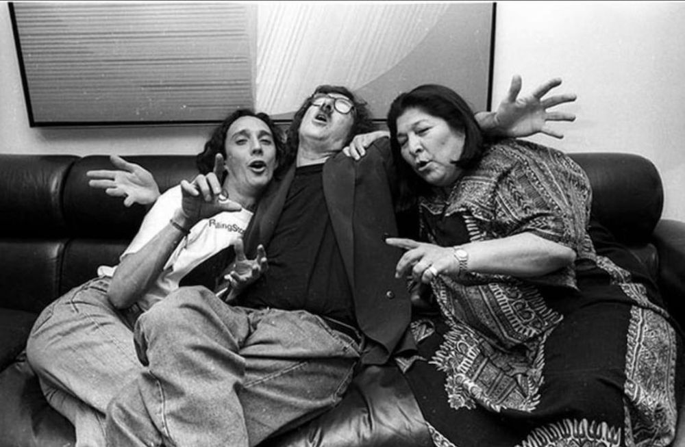 El emotivo homenaje de Charly García y Fito Páez a Mercedes Sosa en el ...