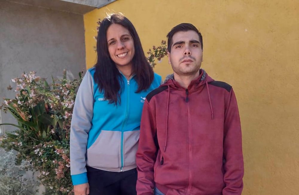 El triunfo de Gonzalo: logró hablar a los 21 años y se integró con sus ...