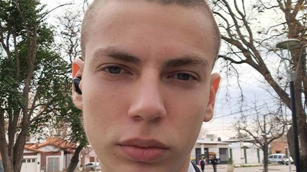 Nos volvimos a ilusionar: el joven que ganó una beca en Meta, cerca de cumplir su sueño de viaje ...