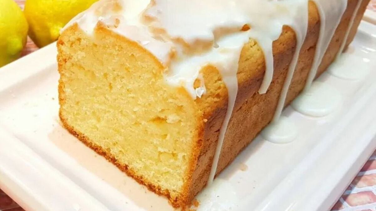 La receta del budín de limón más alto, húmedo y esponjoso que tendrás ...