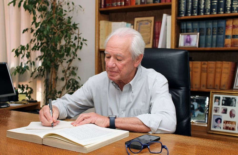 Carlos Balter fue designado por Javier Milei como director del Banco Nación