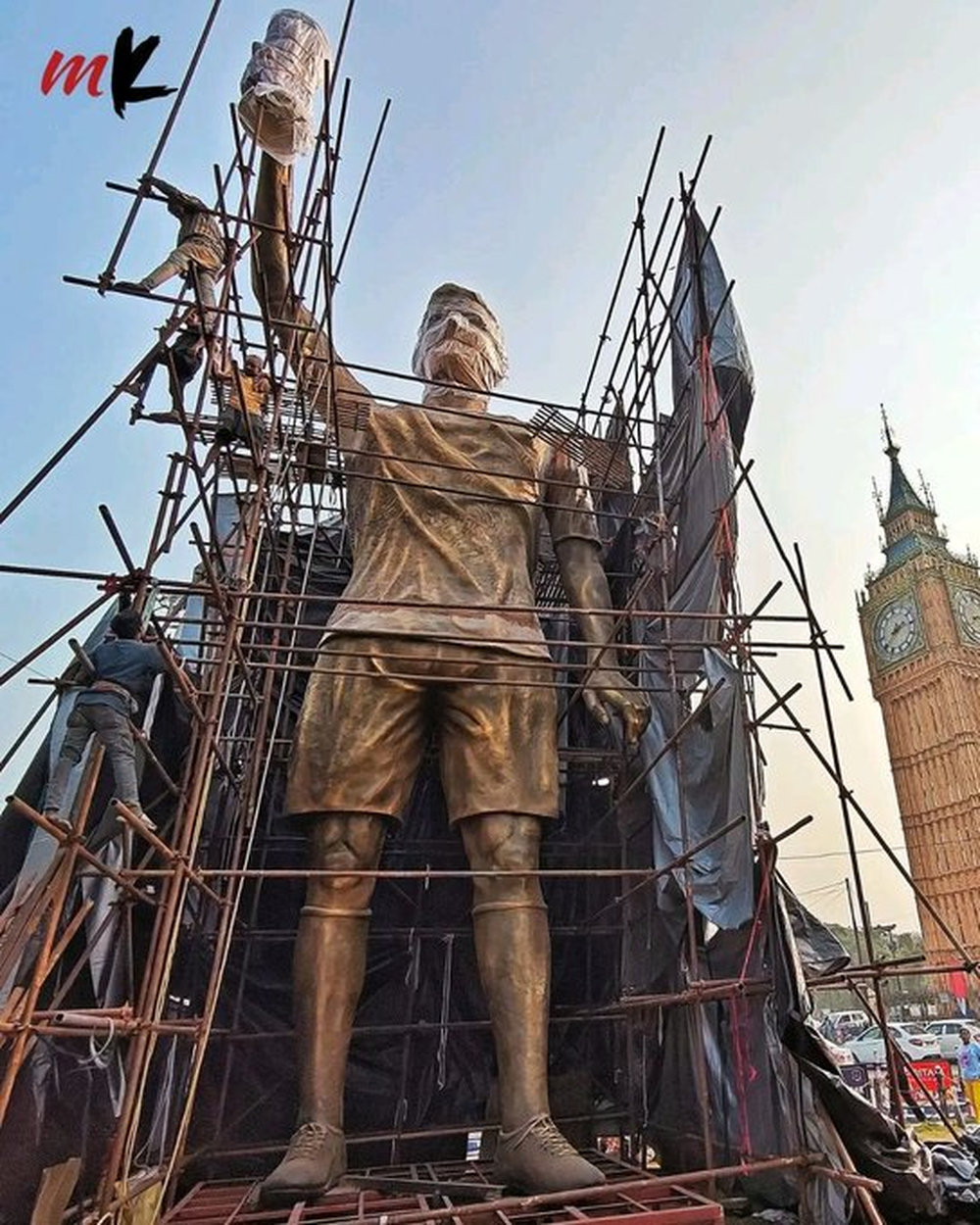 Lionel Messi deslumbra en la India: estatua de 21 metros y gira ...