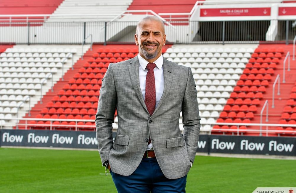 Verón habló de todo y respaldó a Foster Gillet: “Lo iniciamos para ...