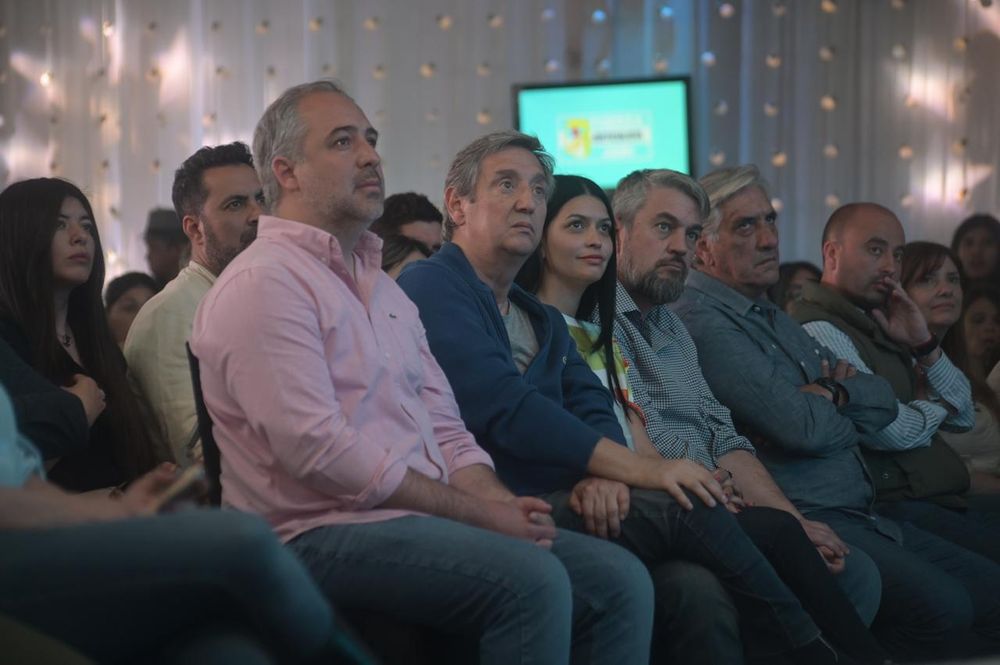 El mensaje que Emir Félix les envió a los peronistas que hoy compiten ...