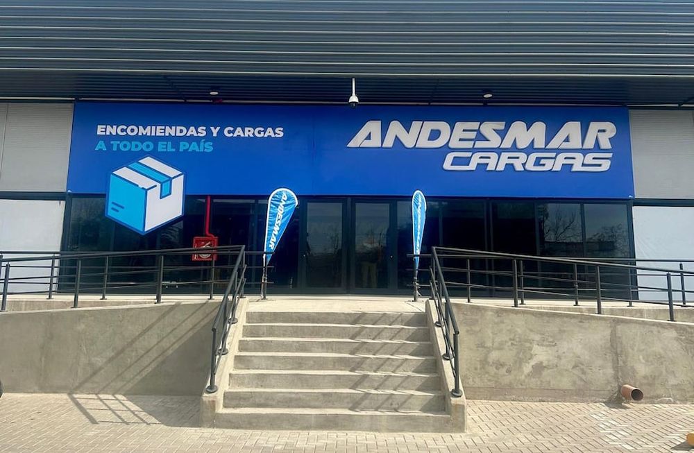 Andesmar Cargas inauguró un nuevo local en la Terminal de Ómnibus de ...