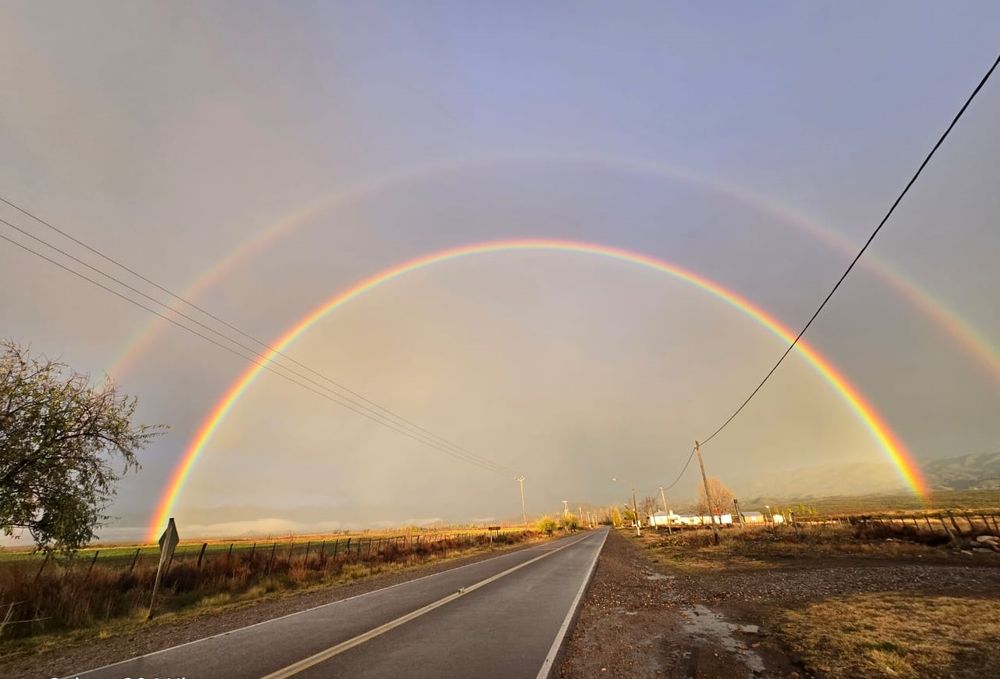 En fotos: el impresionante arcoíris que sorprendió a Tunuyán al amanecer