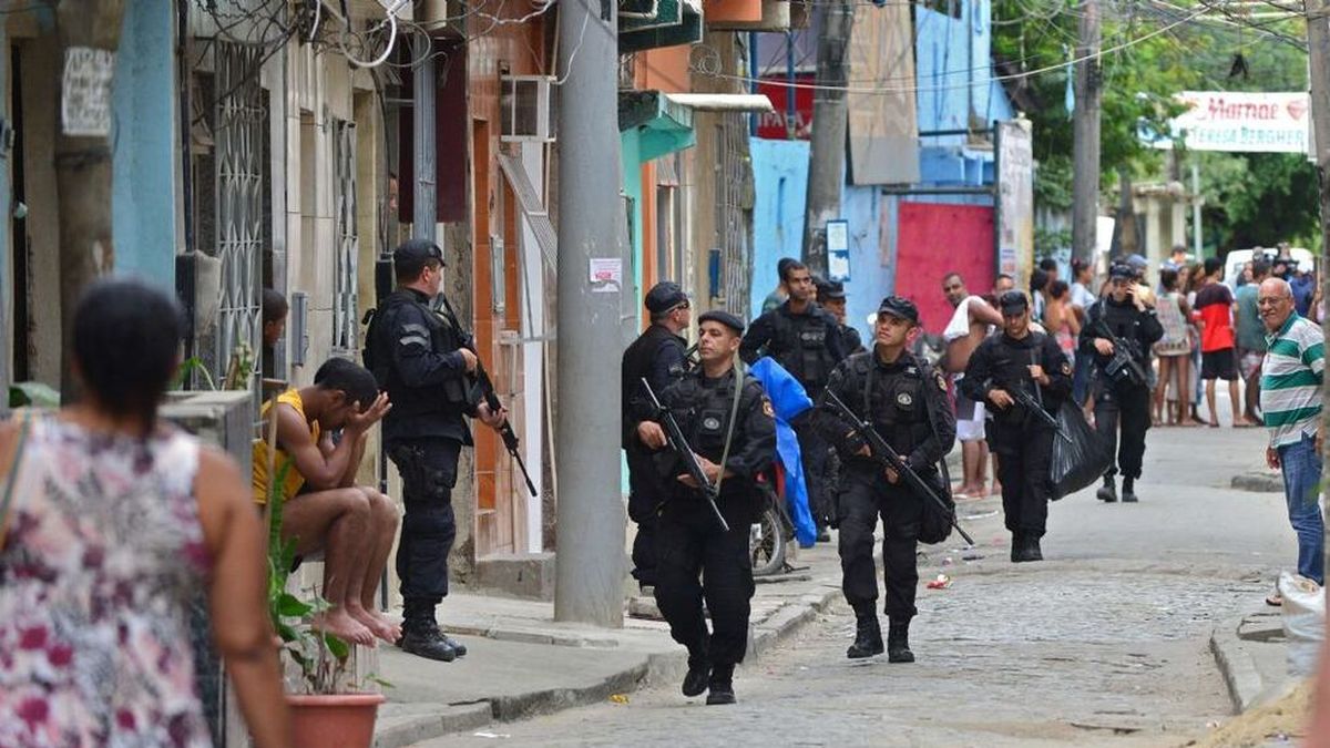 Nueve muertos tras enfrentamientos en una favela en Río de Janeiro