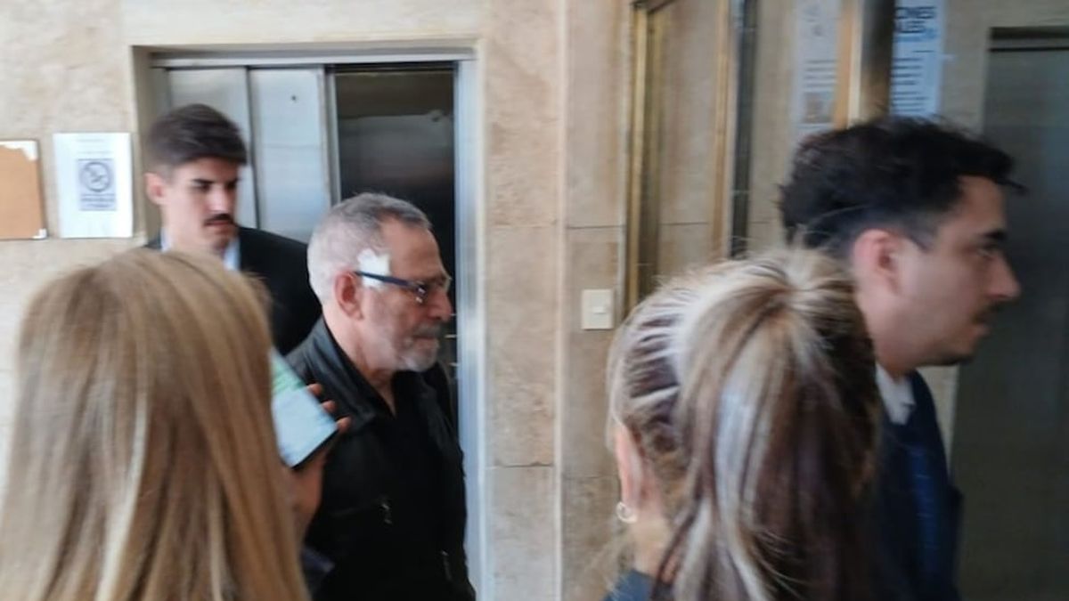 Ricardo Jaime se entregó en Comodoro Py para cumplir su condena en la ...