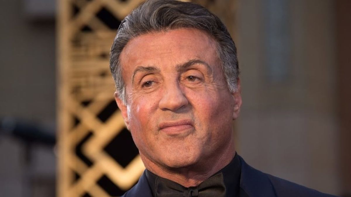 Desde 12 baños hasta una estatua de Rocky: la mansión que Sylvester ...