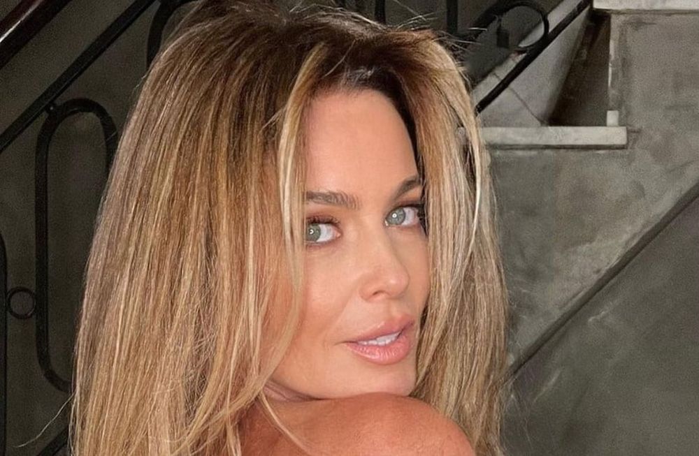 A sus 53 años, Karina Mazzocco se grabó con un super escote que se ...