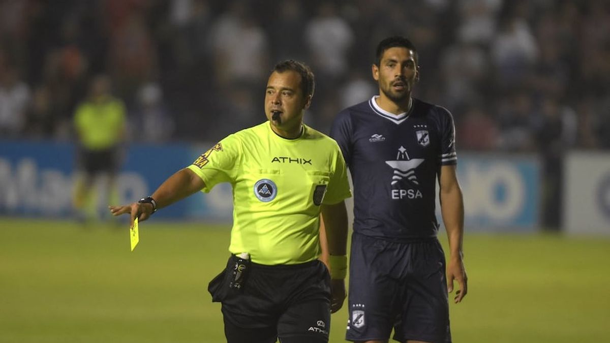 Diego Ceballos será el árbitro para el regreso del Tomba a la Superliga