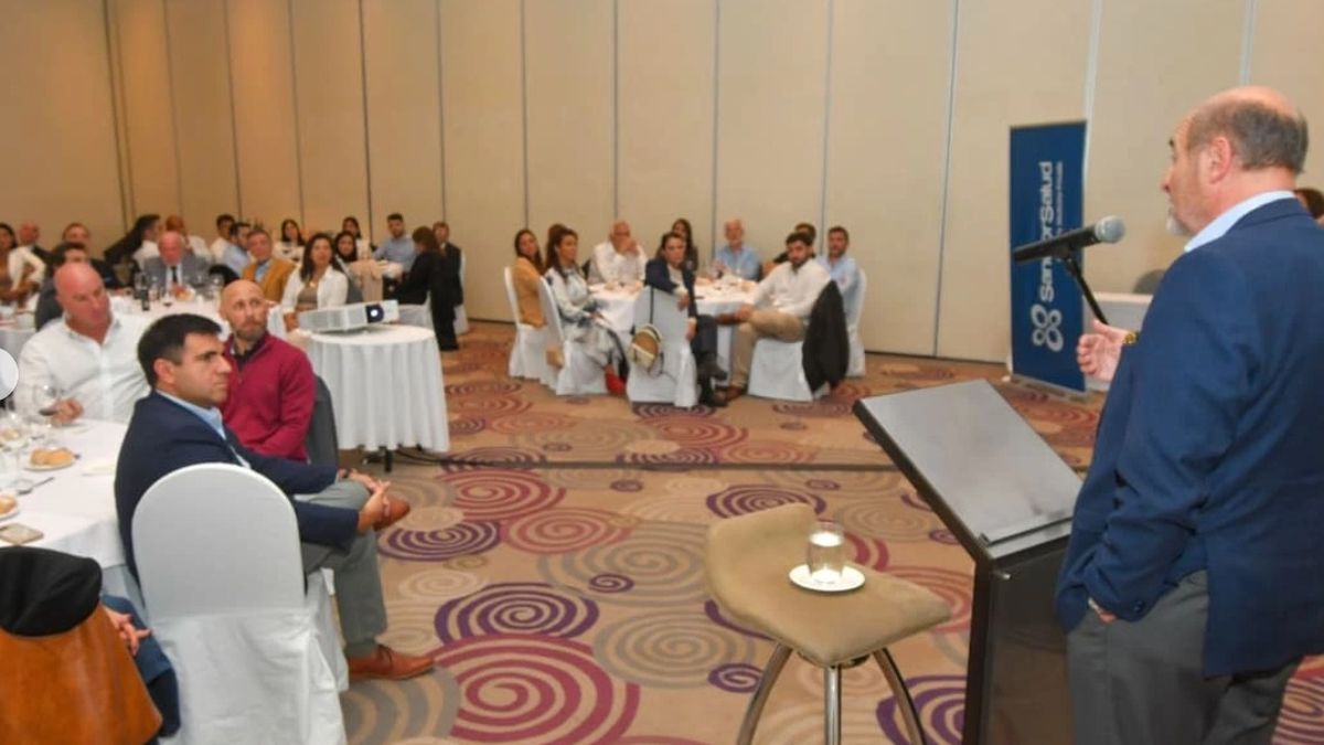 Rodolfo Vargas Arizu en AEM: Somos sobrevivientes de una Argentina caótica